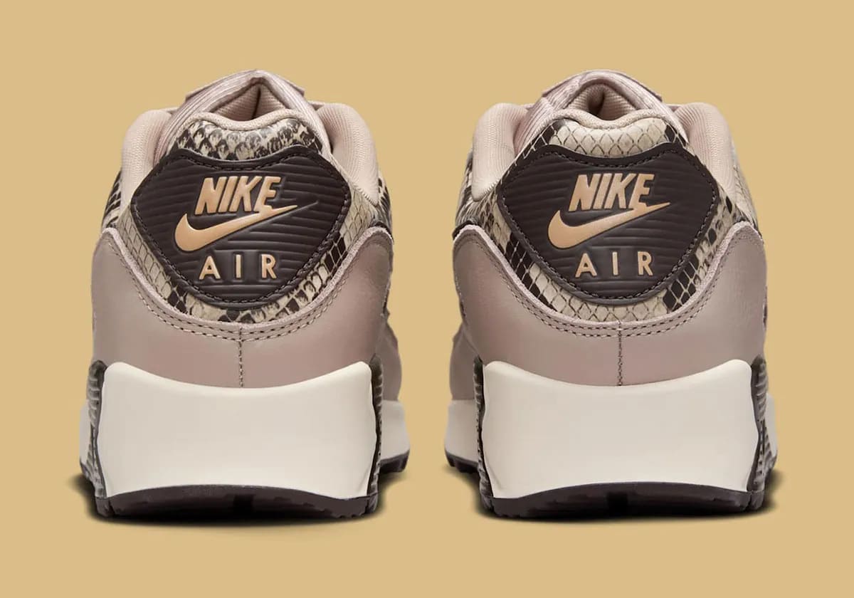 Vier het jaar van de slang met de Nike Air Max 90… | Sneaker Squad