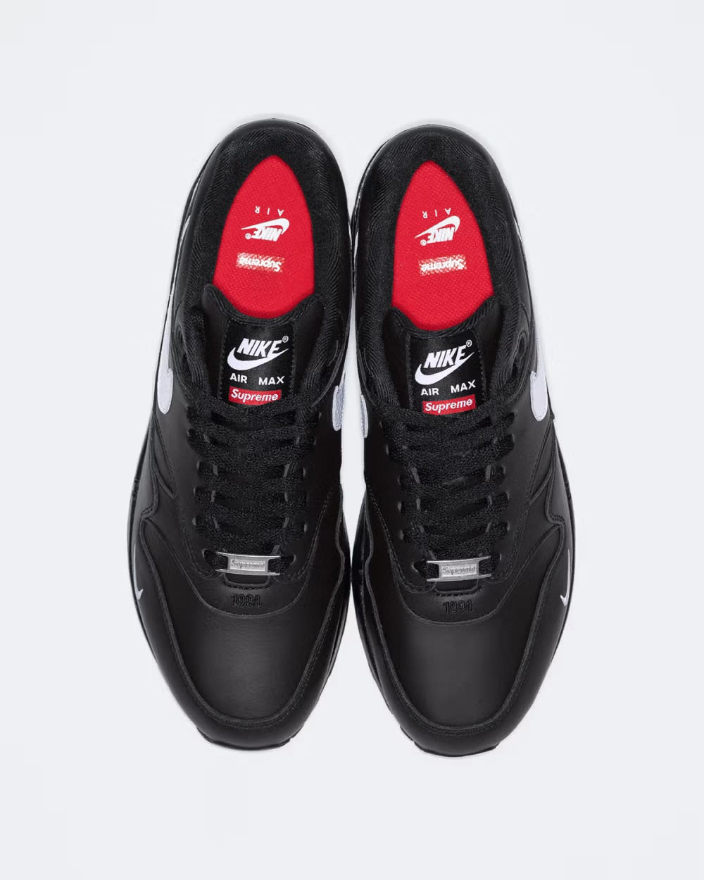 De officiële releasedatum van de vierdelige Supreme x… | Sneaker Squad