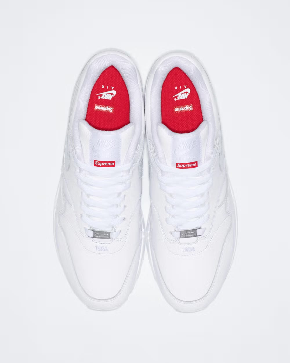De officiële releasedatum van de vierdelige Supreme x… | Sneaker Squad