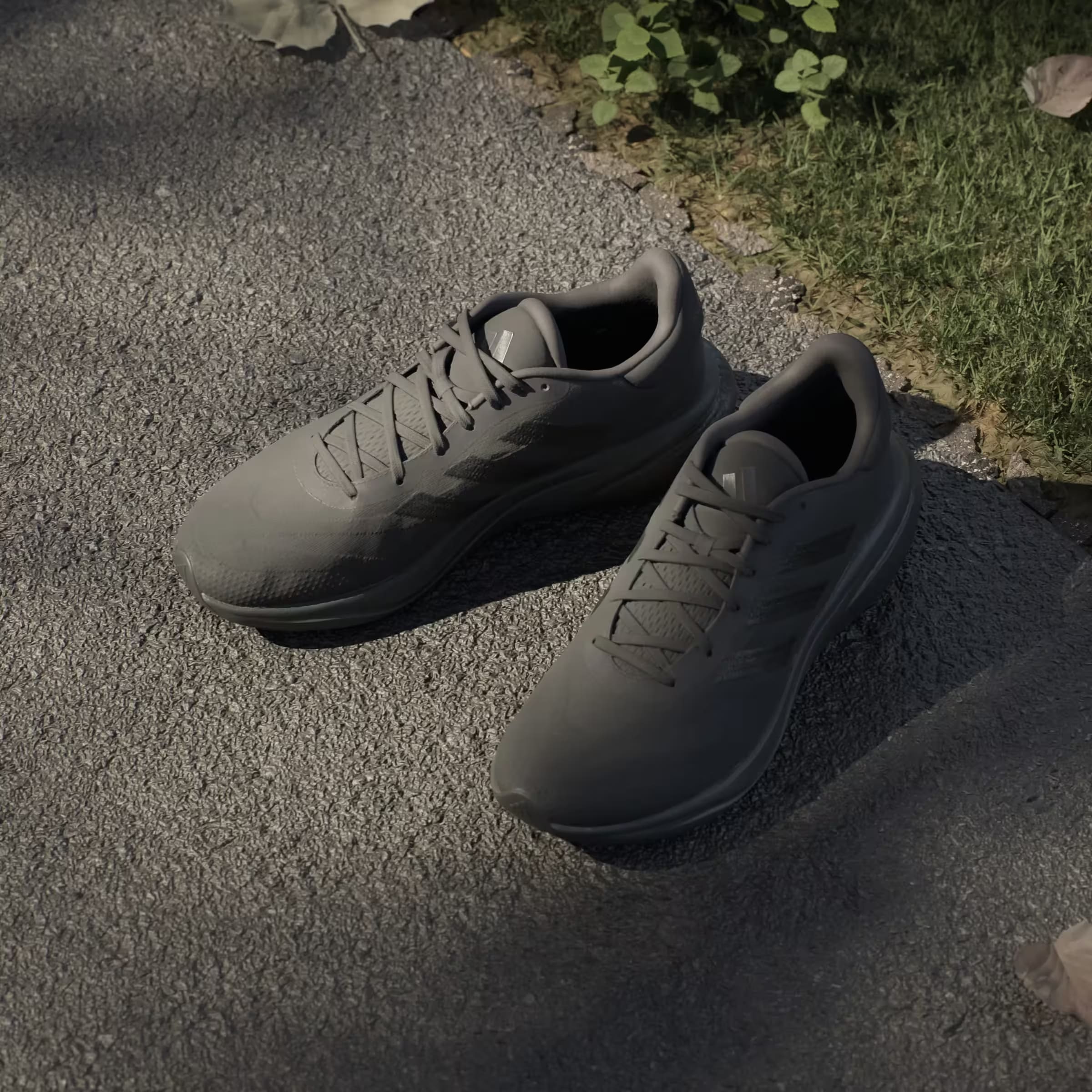 adidas Supernova 3 Core Black Carbon | IE4364 | Sneaker Squad